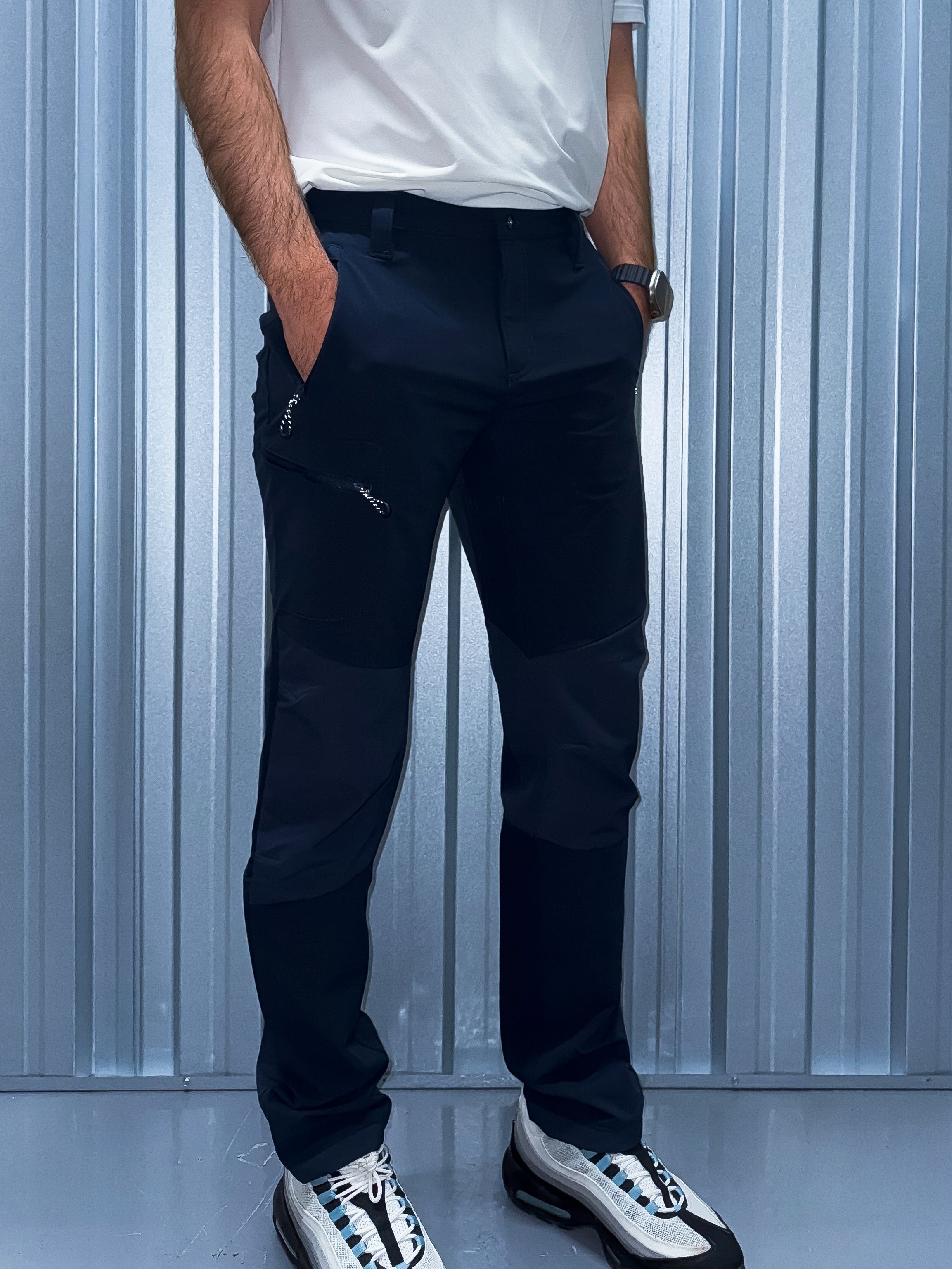 Pinnacle Bottoms - Navy – A M S R E